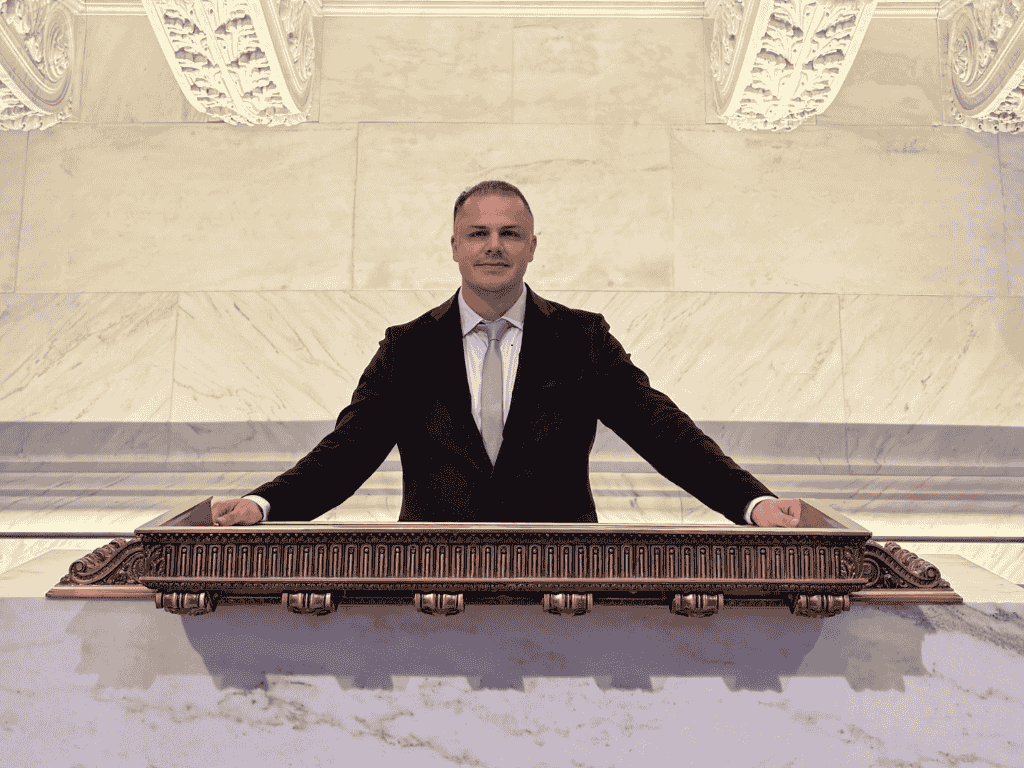 Firma canadiense Blue Castle Ventures llega a Medellín